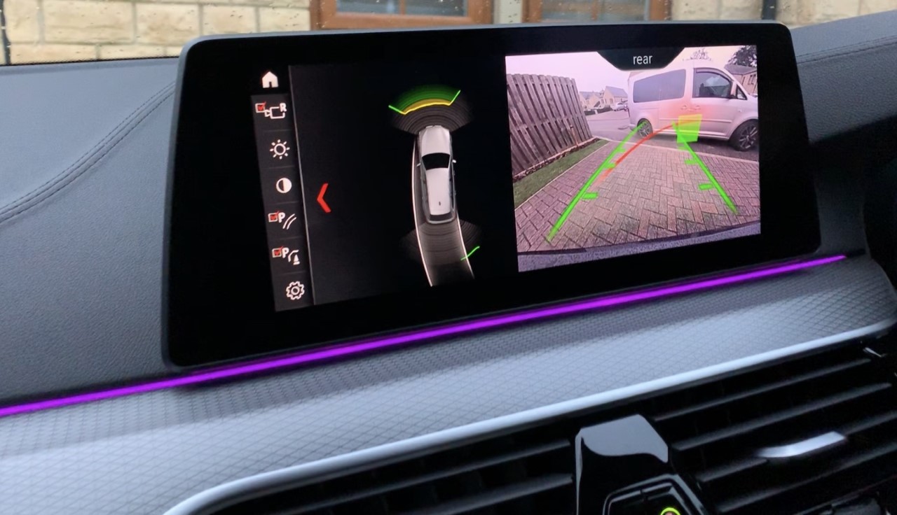 BMW 5 Series G30 Reverse Camera | Autologics