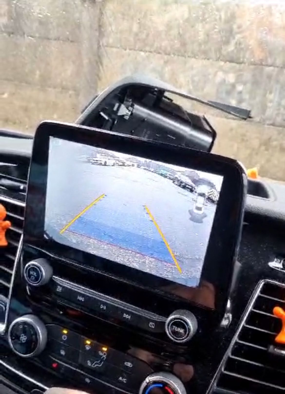 Ford Transit / Courier SYNC 3 Reversing Camera Retrofit | Autologics