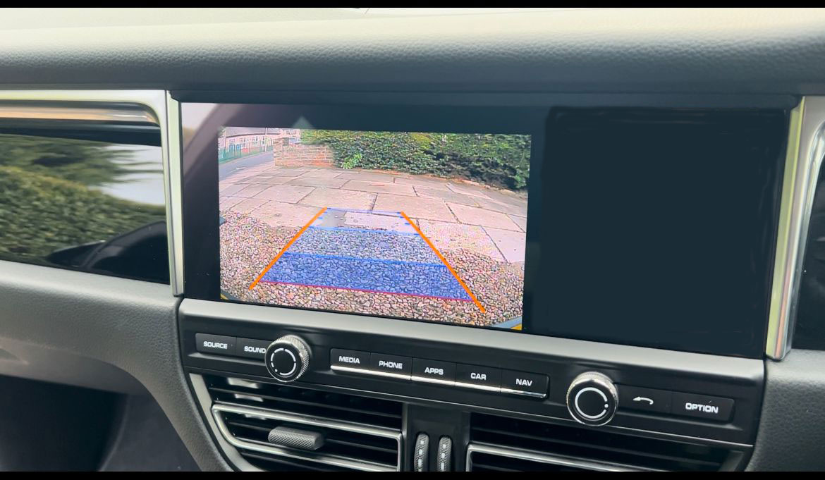 Porsche Cayenne Reverse Camera 2019 | Autologics
